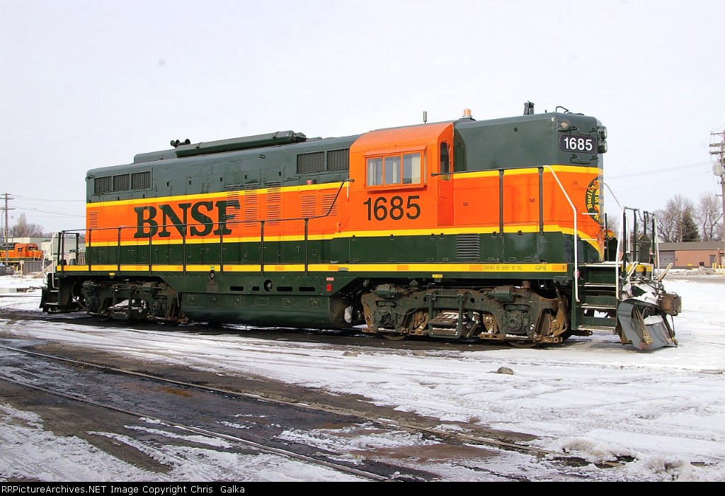 BNSF 1685